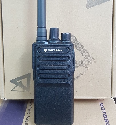 Bộ đàm Motorola Xir C160, bộ đàm giá rẻ ở Tp Vinh Nghệ An Hà Tĩnh